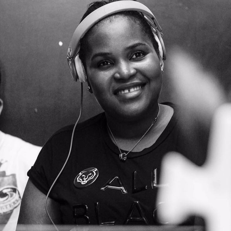 Dj Elly Chuva & Sebem - Felicidade (Remix Afro House) 2017 • Download MP3